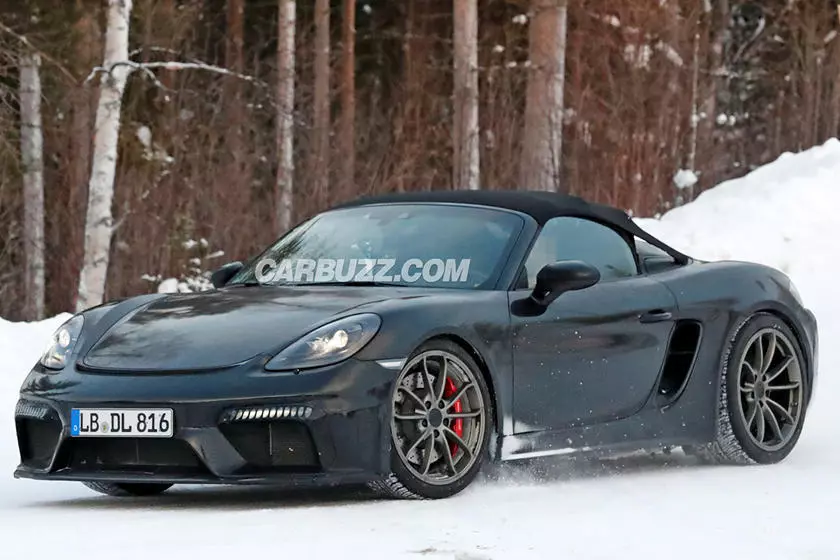 پورسچى ئاخىرى يېڭى 718 Boxster Spyder نى ئاشكارىلاشقا تەييارلاندى 25307_1