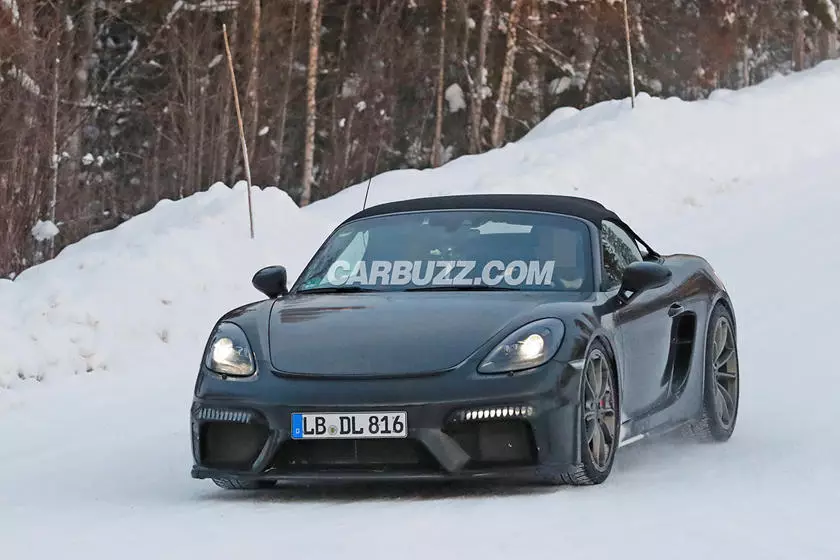 Porsche finalment està preparat per revelar el nou 718 Boxster Spyder 25307_3