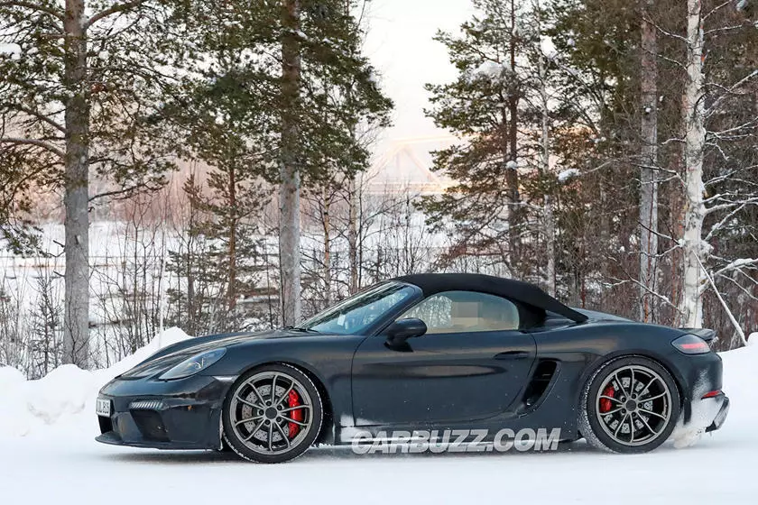 Porsche finalment està preparat per revelar el nou 718 Boxster Spyder 25307_6