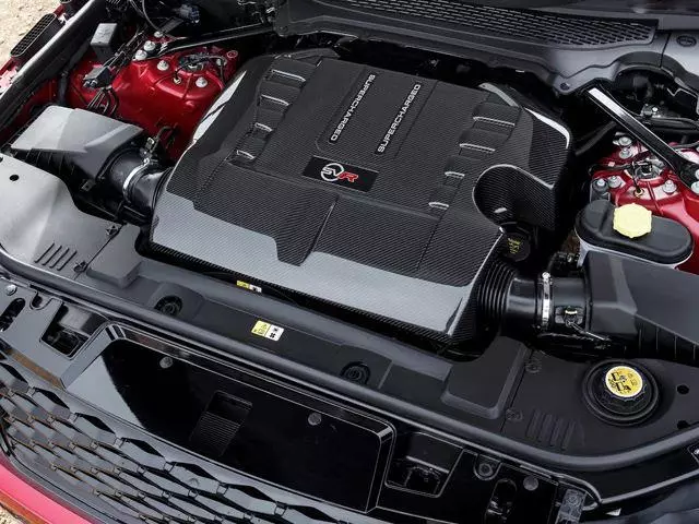 Керівник дизайну Jaguar прогнозує майбутнє у V8 2533_2