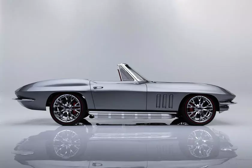 Custom 1966 Corvette Land Shark wordt verkocht voor 911 Turbo Money 25379_3