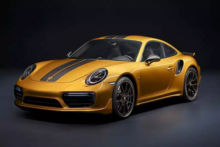 Porsche odhaľuje ultraexkluzívny Golden 911 Turbo S s výkonom 607 koní