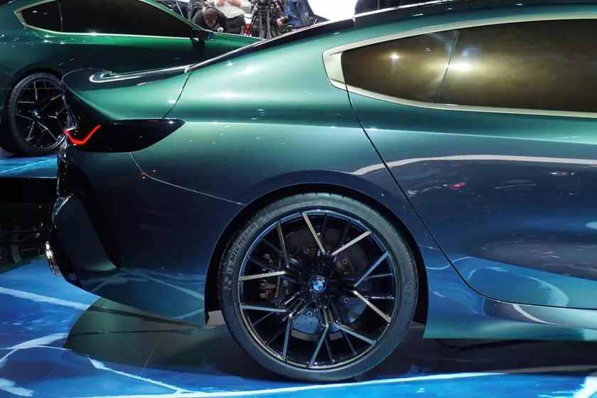 BMW သည် Green Concept M8 Gran Coupe ဖြင့် ကျွန်တော်တို့ကို မနာလိုဖြစ်စေသည်။ 25406_5