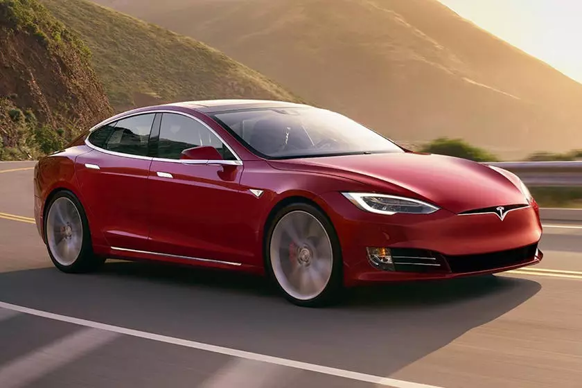 Toàn bộ đội hình của Tesla có thể sẽ sớm được nâng cấp hàng loạt 25435_4