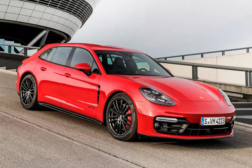 2021-2022 Porsche Panamera Sport Turismo Öň burç görnüşi