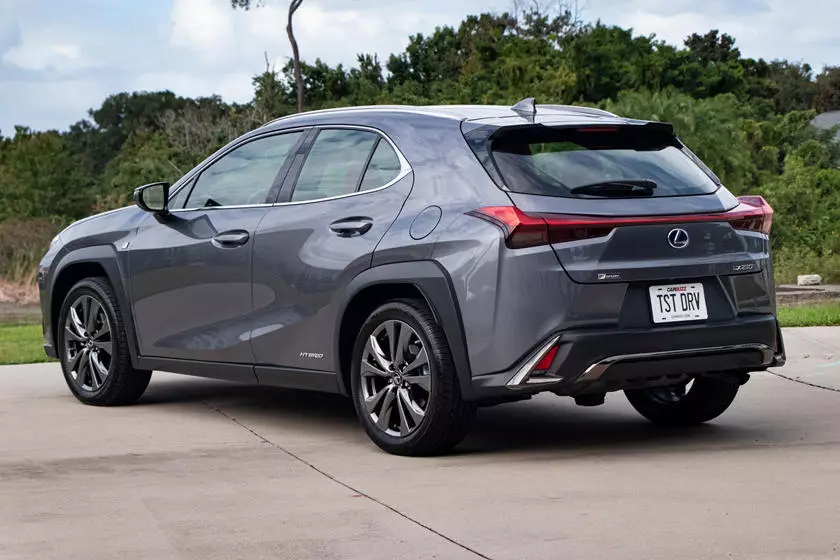 Die Lexus UX Hybrid is die perfekte opgradering vir 'n Prius-eienaar 25482_2