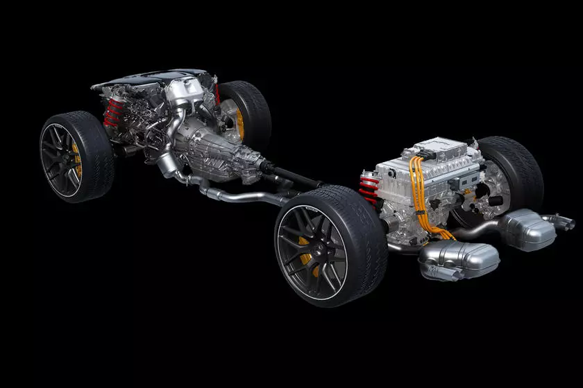 Mercedes-AMG жаңа E Performance брендін көрсетеді 25663_15
