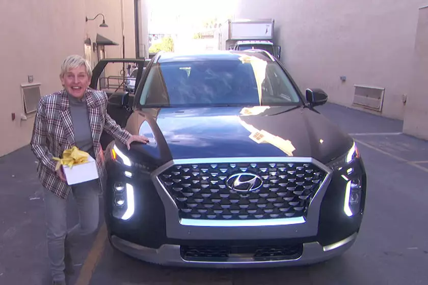 Ellen DeGeneres Hadiahkan Pekerja Barisan Hadapan Hyundai Palisade Baharu 25705_3