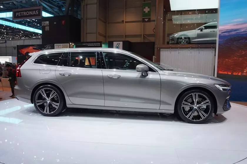 Navxweyî ya Volvo V60 ya 2019 Li Cenevreyê Navek Super Groovy heye 25791_6