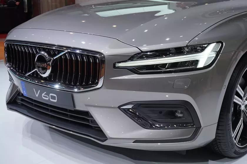 L'intérieur de la Volvo V60 2019 à Genève a un nom super groovy 25791_8