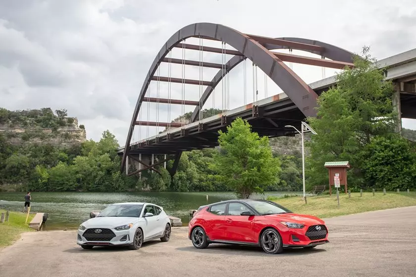 یہ ہے 2019 Hyundai Veloster آپ کو کتنا پیچھے چھوڑ دے گا۔ 25925_5