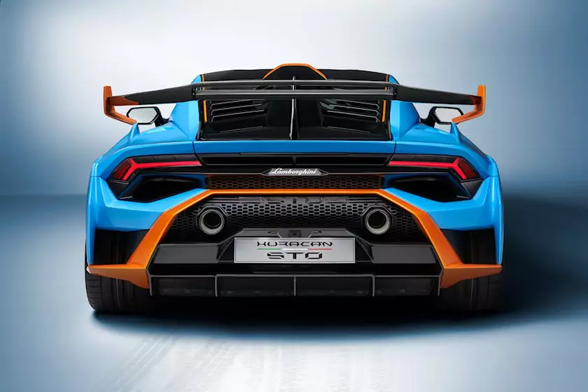 2021 Lamborghini Huracan STO Buka Emuva