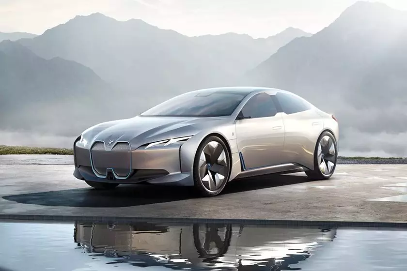 Мо ниҳоят медонем, ки модели навбатии BMW i чӣ ном хоҳад шуд 25965_1