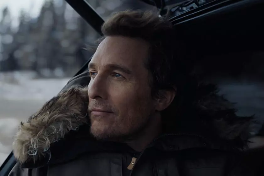 Regardez Matthew McConaughey pêcher sur la glace dans Lincoln Aviator 25989_10