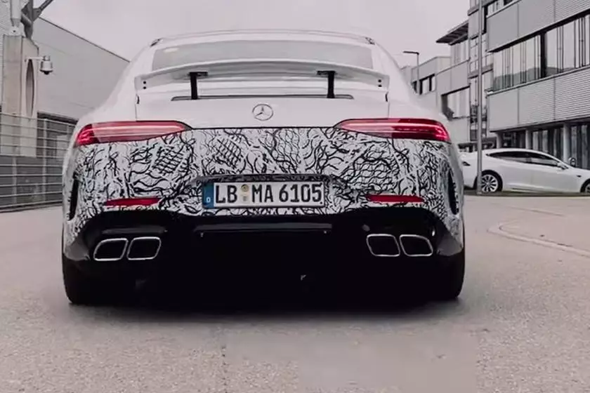 Энэ нь бидний Mercedes-AMG GT 73-ын анхны харц байж магадгүй юм 26049_1