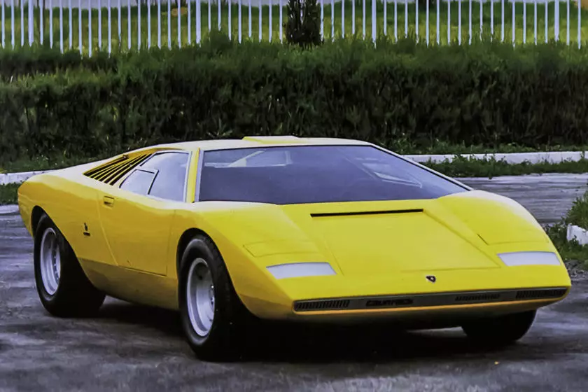 Lamborghini e Pirelli celebrano l'iconica partnership di 50 anni 26103_2