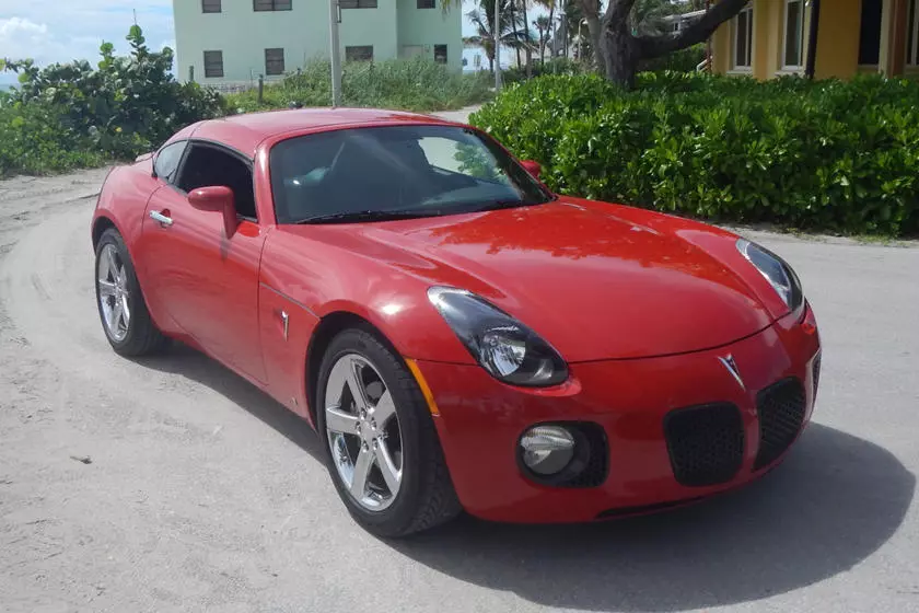 Akụ kwa izu: 2009 Pontiac Solstice GXP Coupe 26226_12