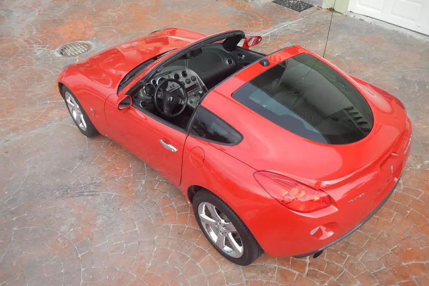 Ukentlig skatt: 2009 Pontiac Solstice GXP Coupe 26226_3