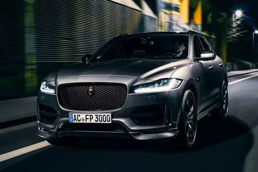 Jaguar F-Pace получава зловеща промяна от палавите германци