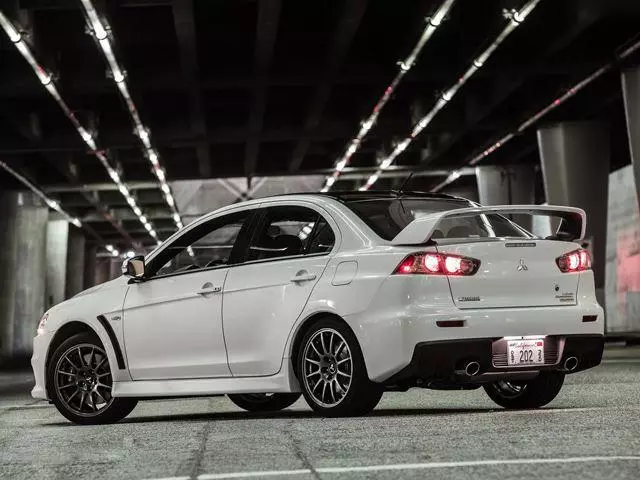 ახალი Mitsubishi Lancer Evo შეიძლება მოხდეს...ექვს წელიწადში 2627_1