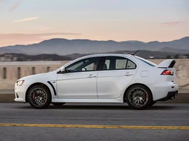 ახალი Mitsubishi Lancer Evo შეიძლება მოხდეს...ექვს წელიწადში 2627_2