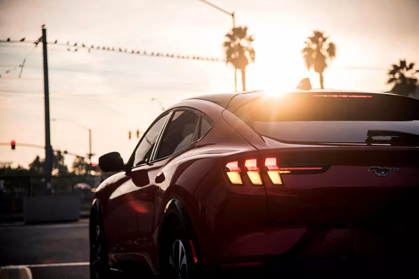 Ford stellt den Verkauf wichtiger Mustang Mach-E-Zubehörteile ein 26287_9