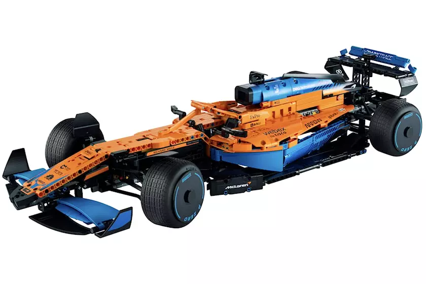 Ny fiara Lego Technic McLaren F1 dia manana motera V6 miasa 26326_3