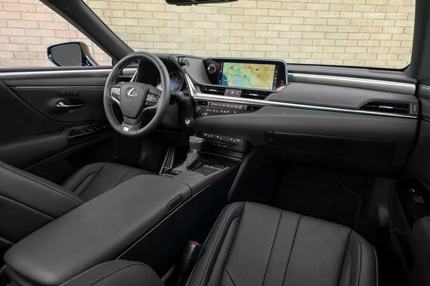 2019-2020 Lexus ES Dashboard