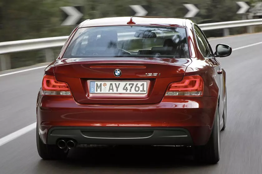 2012-2013 BMW 1 სერიის კუპე წინა ხედის მართვა