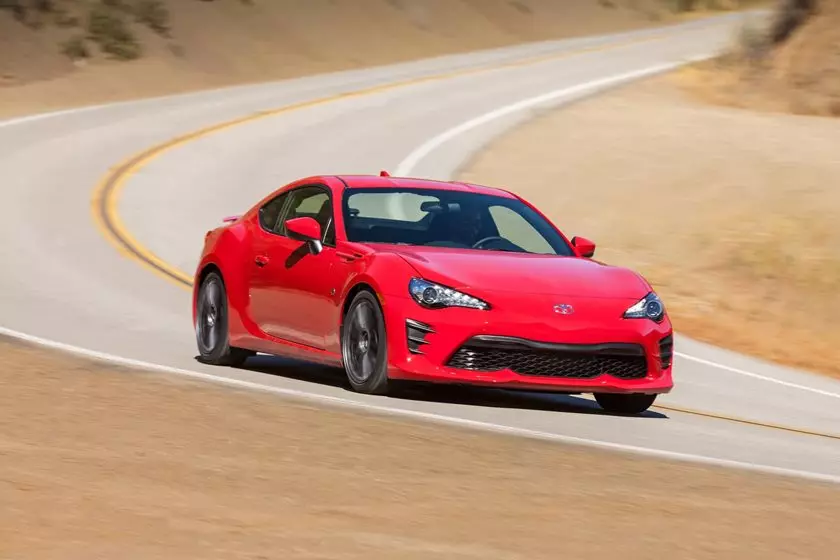 O Toyota 86 actual, o Subaru BRZ non reciben turbos, así que deixe de preguntar 26548_2