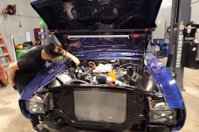 Ford Mustang Coyote-Powered Camaro Bir Aşk-Nefret Projesidir 26688_5