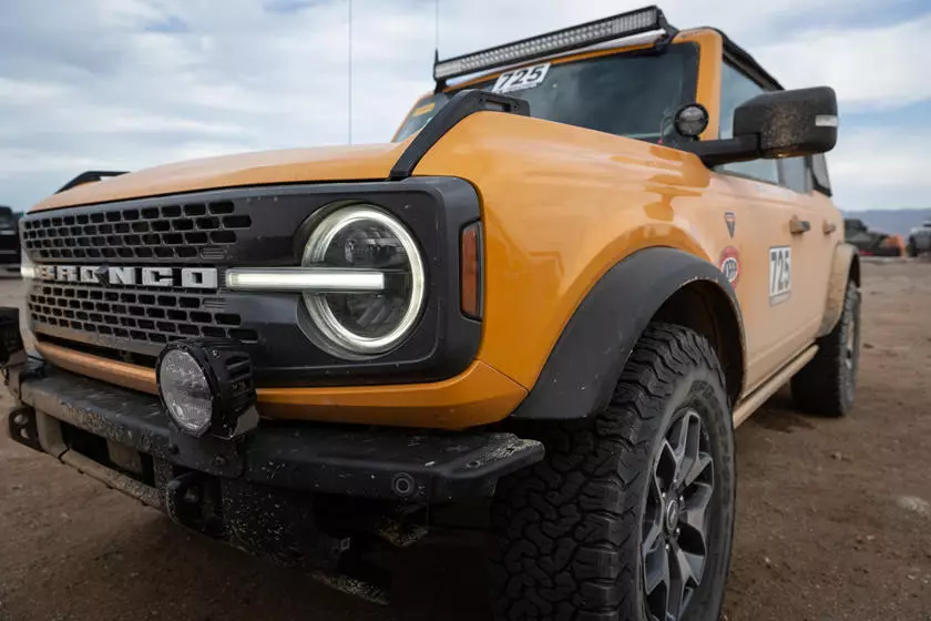 Bone Stock Ford Bronco aplasta el terreno más duro de México 26923_5