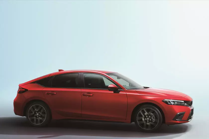 Honda Civic Hatchback ປີ 2022 Spy shots Side View