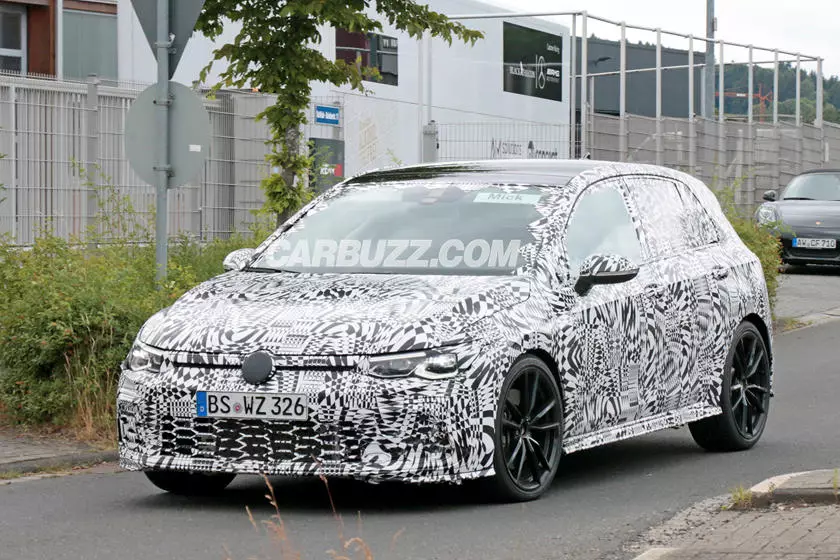 2020 թվականը հիանալի տարի կլինի Volkswagen Golf-ի համար 27011_9