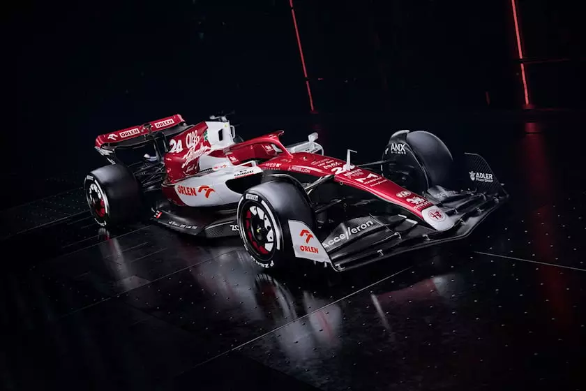 2022 F1 Çempionatı Uğrunda Döyüşən Bütün Avtomobillər Budur 27023_33