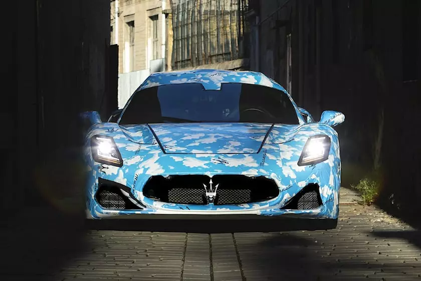 Maserati бори аввал конвертатсияшавандаи MC20-ро намоиш медиҳад 27087_7