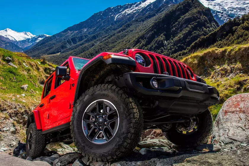 2018-2020 Jeep Wrangler Ubegrænset frontvinkel