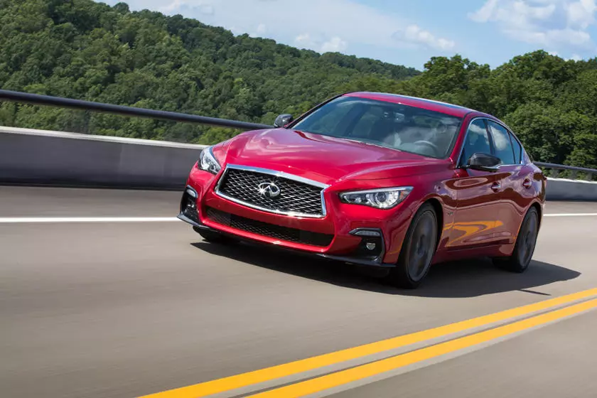 2018-2019 Infiniti Q50 ئالدى كۆرۈنۈش ھەيدەش