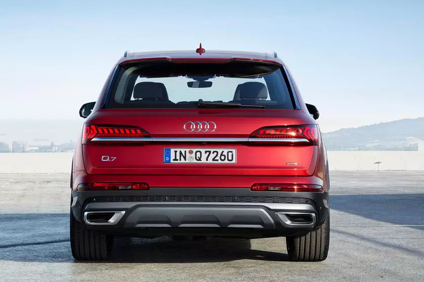 2020-2022 Audi Q7 Malantaŭa Vido