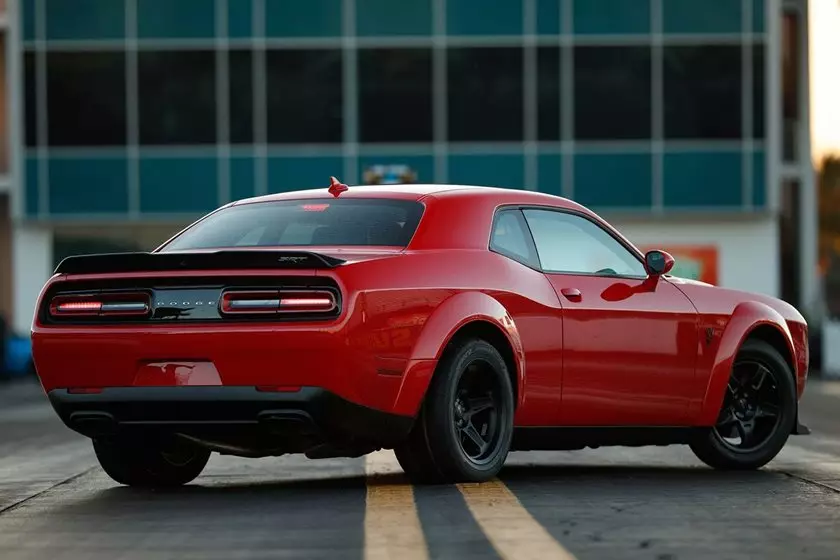 Dee Beschten Dodge Demon Deal kéint an der Mëtt vun néierens Amerika sinn 27222_2