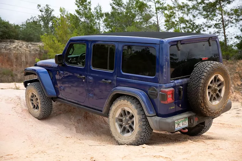 2018-2022 Jeep Wrangler Sınırsız Yan Görünüm