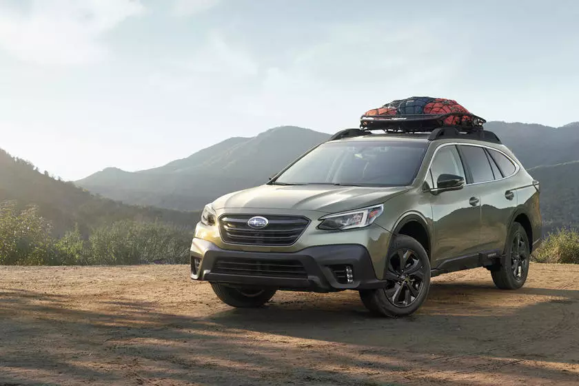 2020. gada Subaru ārējais skats priekšējā leņķī