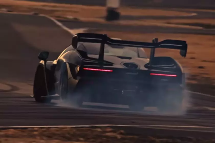 Wo Ẹgbọn Ayrton Senna Tame The Savage McLaren Senna 27320_5