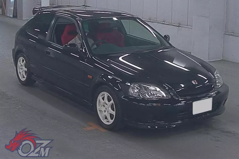 Kining 20-Year-Old nga Honda Civic Gibaligya Lang sa Kapin sa $70,000 27379_1