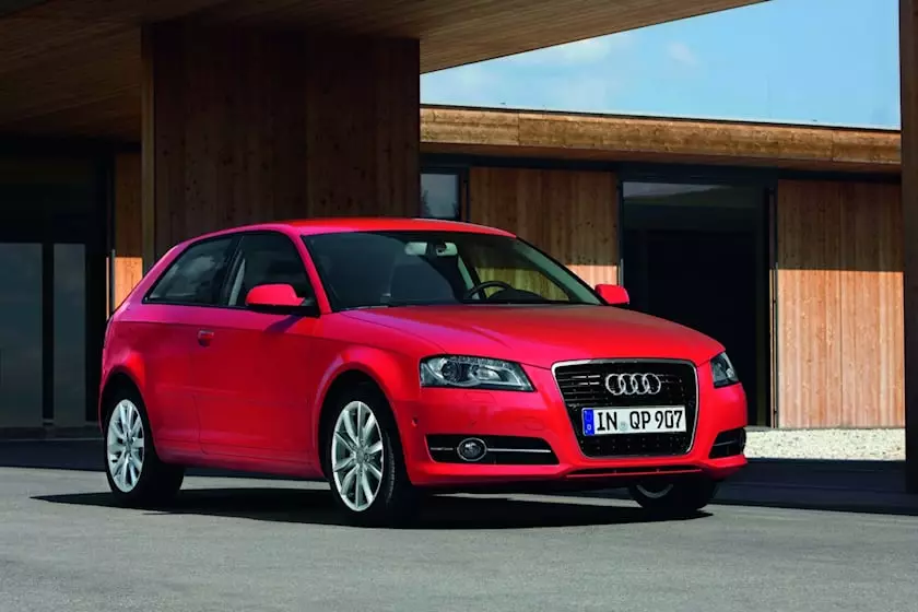 2009-2013 Audi A3 Hatchback Góc nhìn phía trước