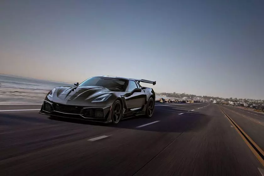 Jeý Leno 200 MPH aýlanmak üçin 2019 Chevrolet Corvette ZR1 alýar 27629_5