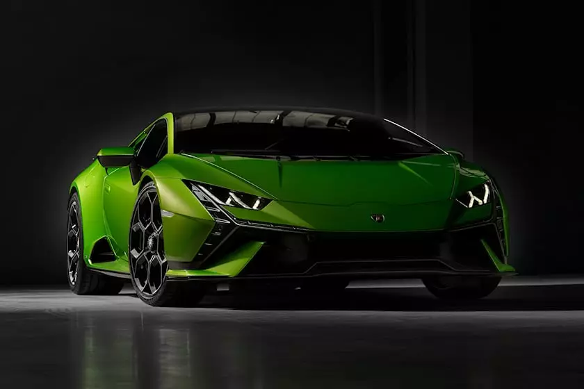 Lamborghini Huracan Tecnica - bu 631 ot kuchi va RWD bilan ko'cha jangchisi 277071_1