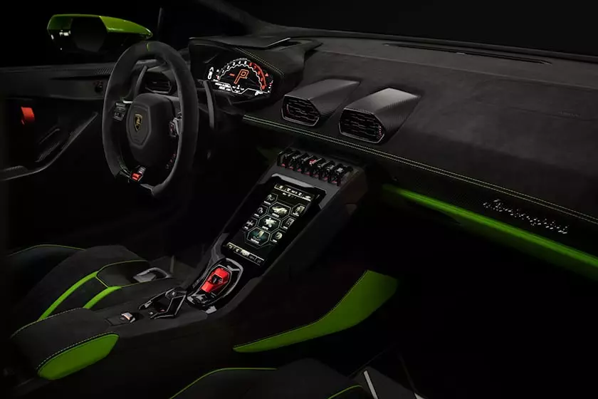 Lamborghini Huracan Tecnica 631 HP ۽ RWD سان هڪ اسٽريٽ فائٽر آهي 277071_22