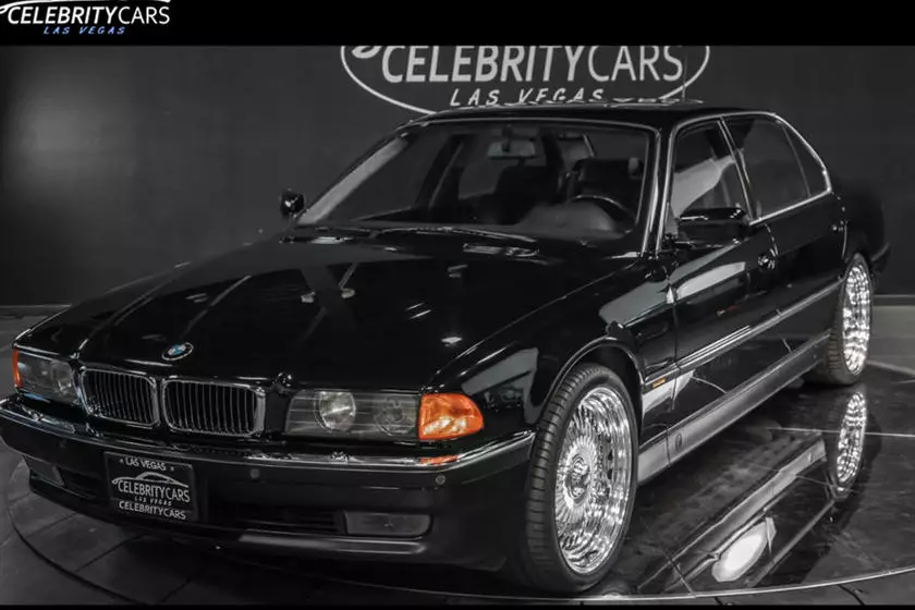 Tupac의 1996년 BMW 7 시리즈가 175만 달러에 판매 중입니다. 27714_1