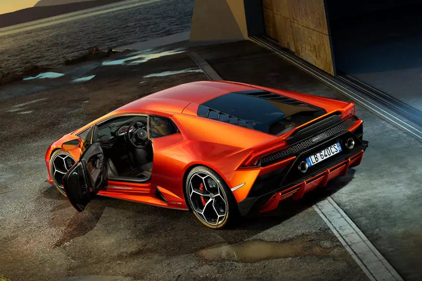 2020-2021 Lamborghini Huracan Evo Rear Angle View